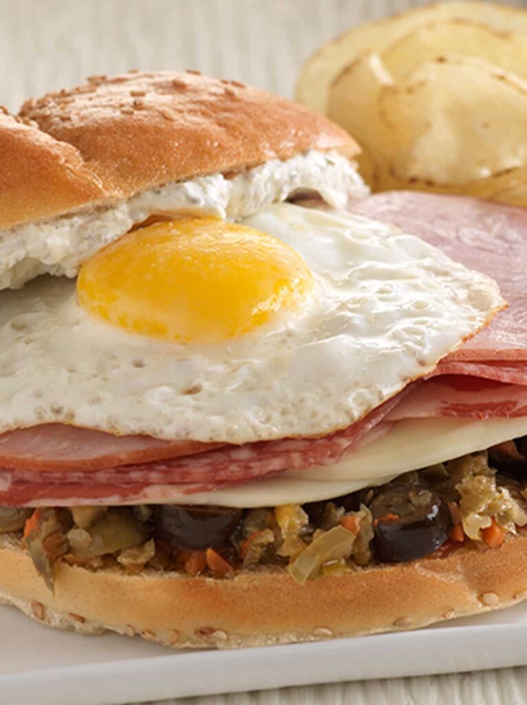 Muffaletta AM - American Egg Board